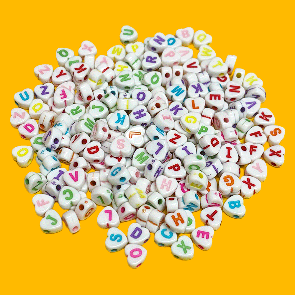 White Hearts with Multicolor Alphabet Beads; 28 grams | Alonso Sobrino