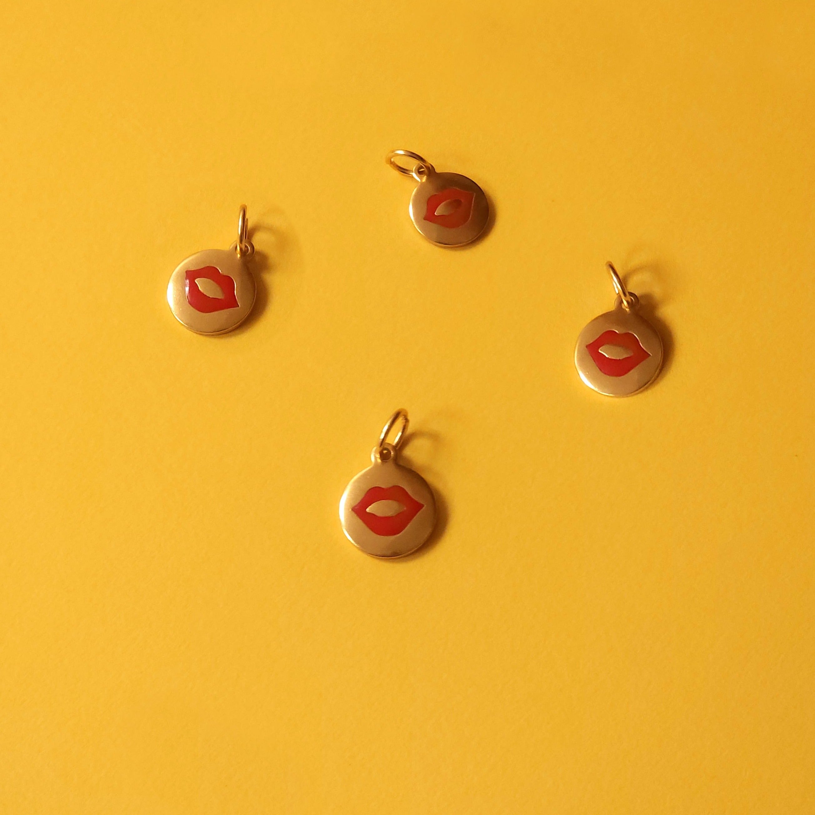 Red Lips Charm - Stainless Steel; 1pc | Alonso Sobrino